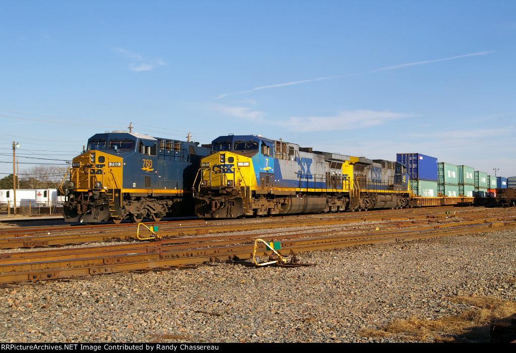 CSX 7 and 760